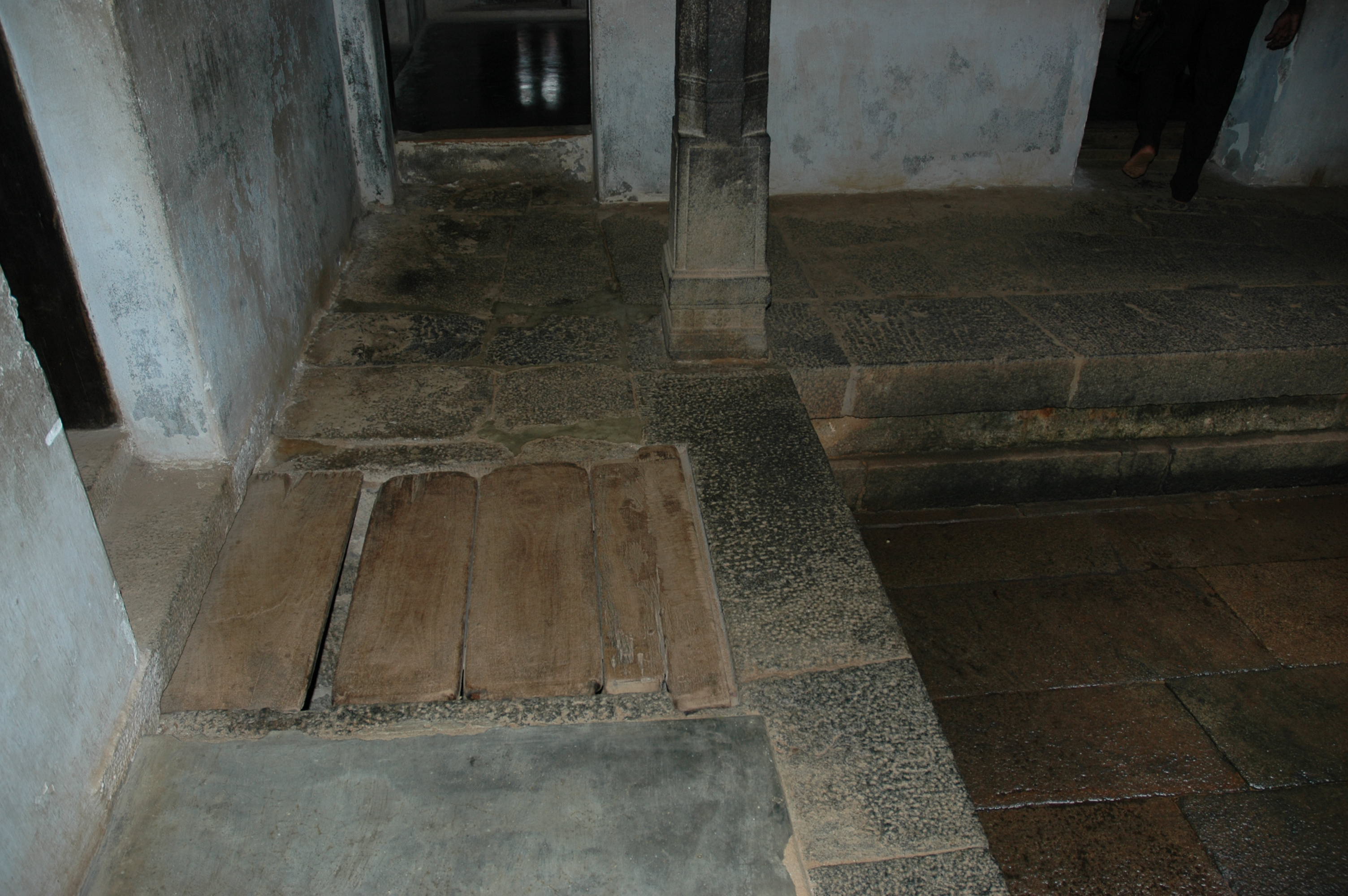 Padmanabhapuram Palace Secret Passage Trap Door | StashVault